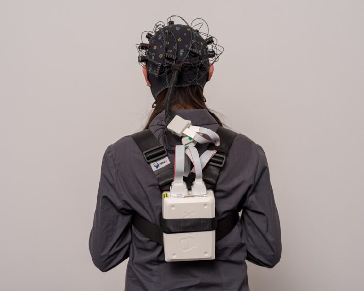 fNIRS System | UW Center for Human Neuroscience