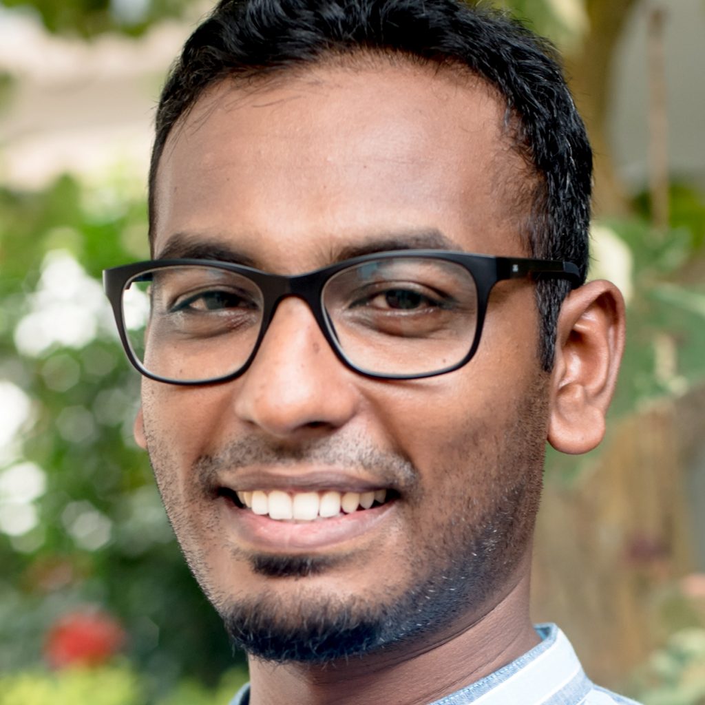 Who We Are | DeWorm3