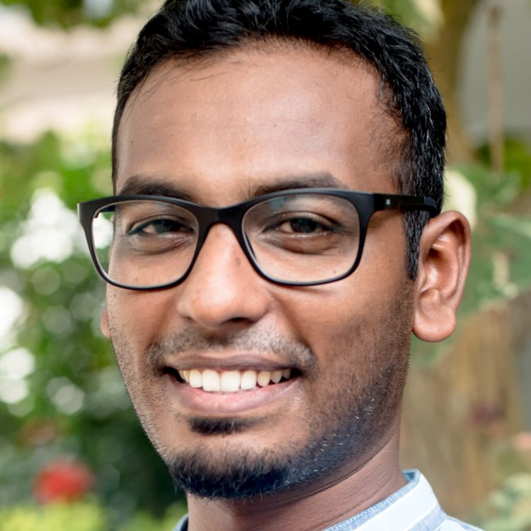 Who We Are | DeWorm3